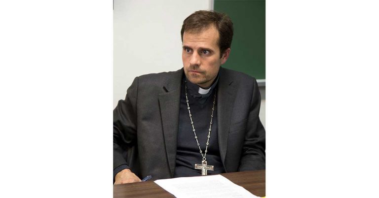 Spanish bishop who resigned from office will attempt marriage - The ...