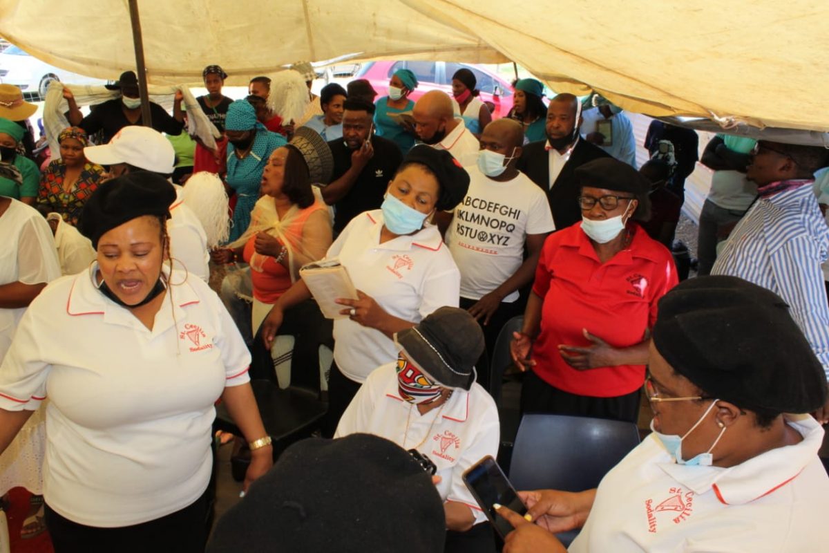 First Holy Communion for 13 Children in Boiketlong, Sebokeng! - The ...