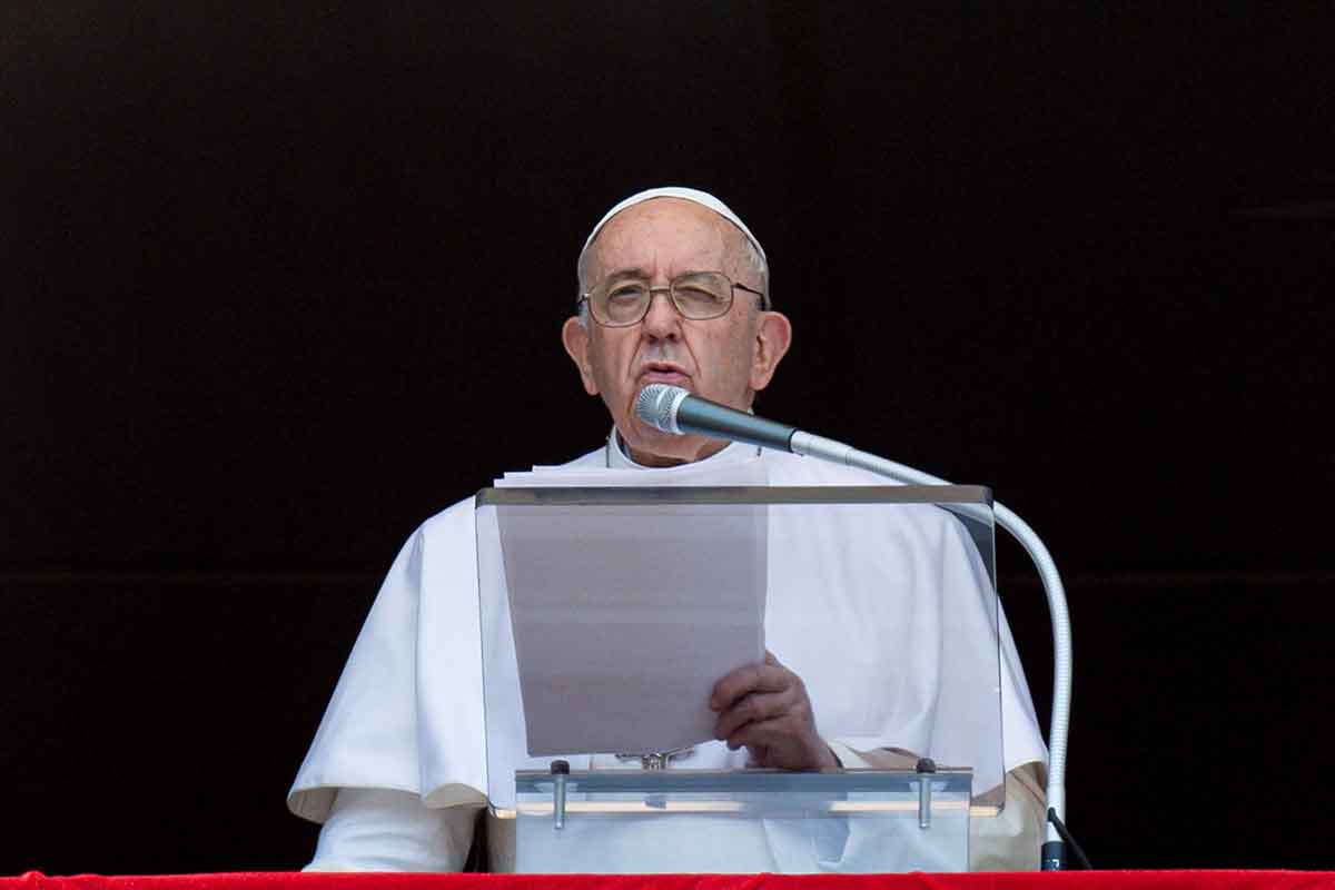 Pope: Be vigilant to God's Presence in your Life - The Southern Cross