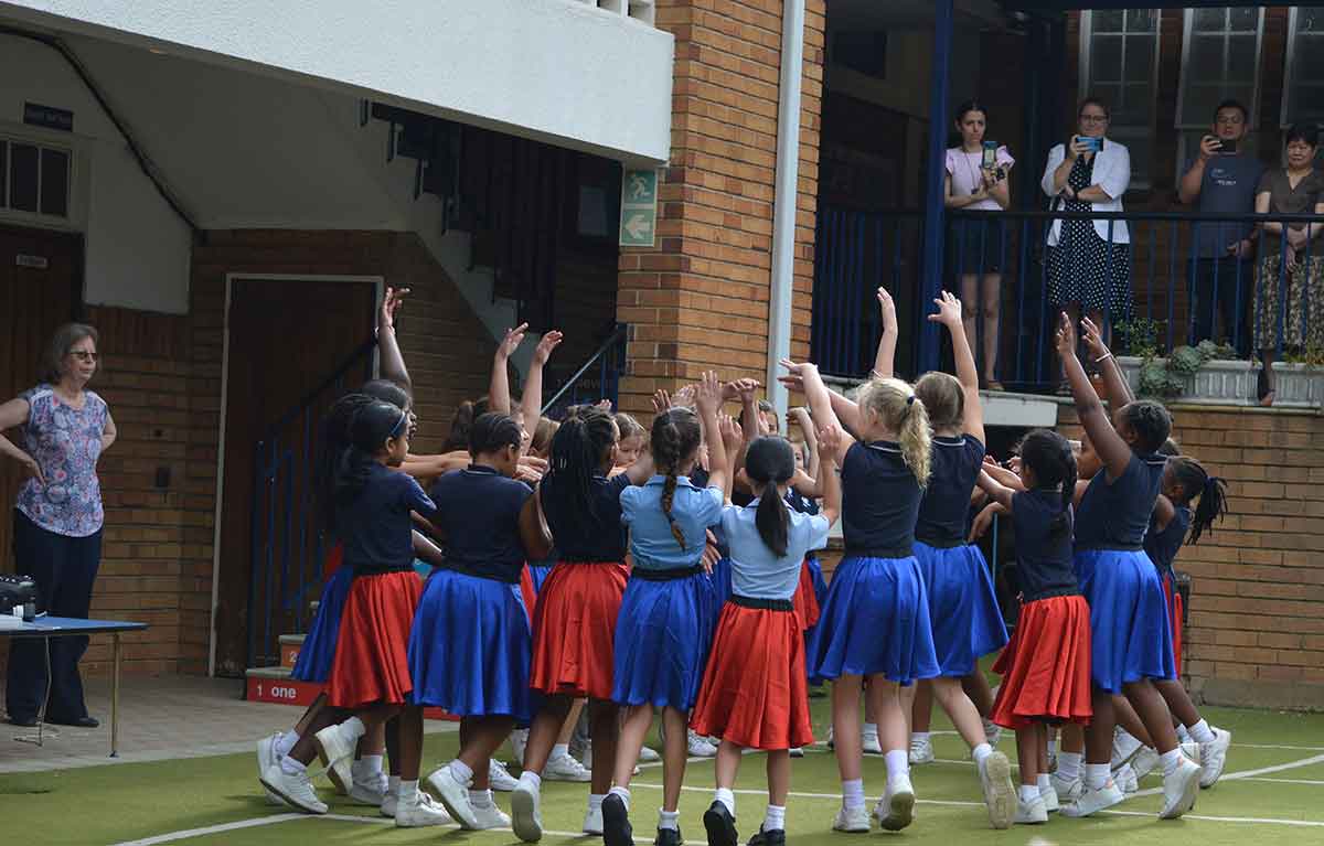 St Teresa’s School Folk Dancing Display - The Southern Cross