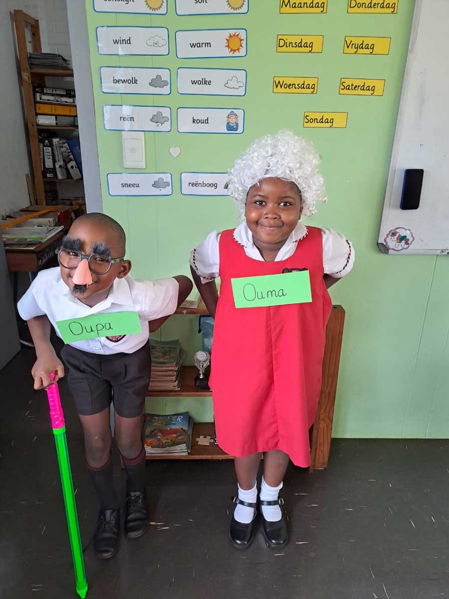 Holy Family College fun Afrikaans lesson - The Southern Cross