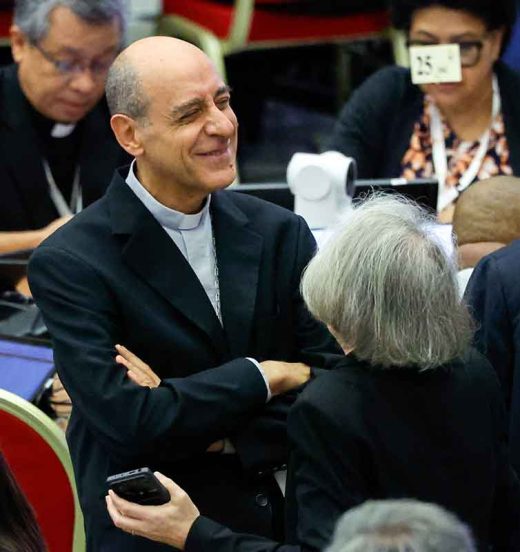 Cardinal Fernández updates synod on study group focusing on women's ...
