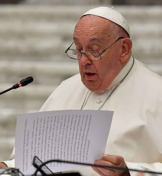 Pope: Final synod document is magisterial, must be accepted - The ...